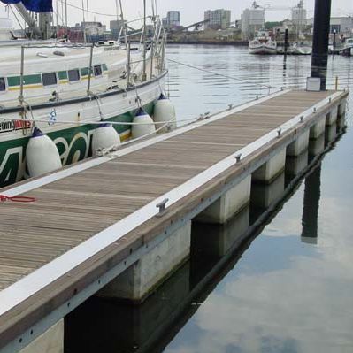 Flutuador para píer - Walcon Marine - em concreto