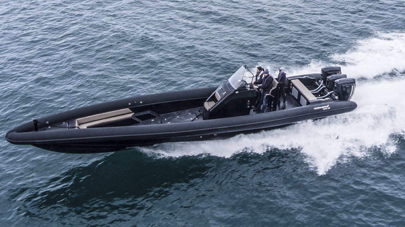 Barco profissional barco utilitário - GM 12HS - NORTHSTAR RIBs - com ...