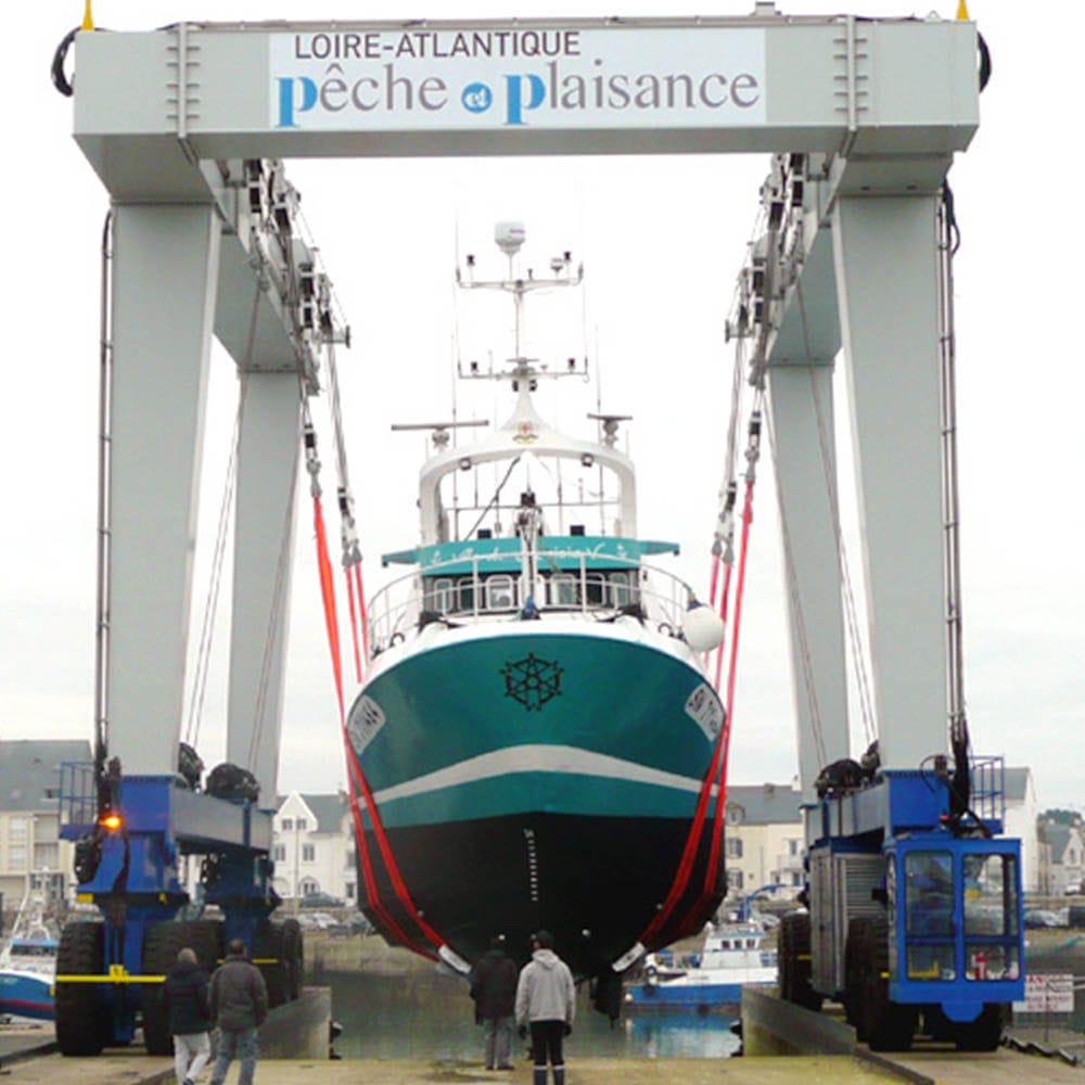 Travel lift controlado remotamente - BHT 420 - ABI TRAILERS - em forma ...