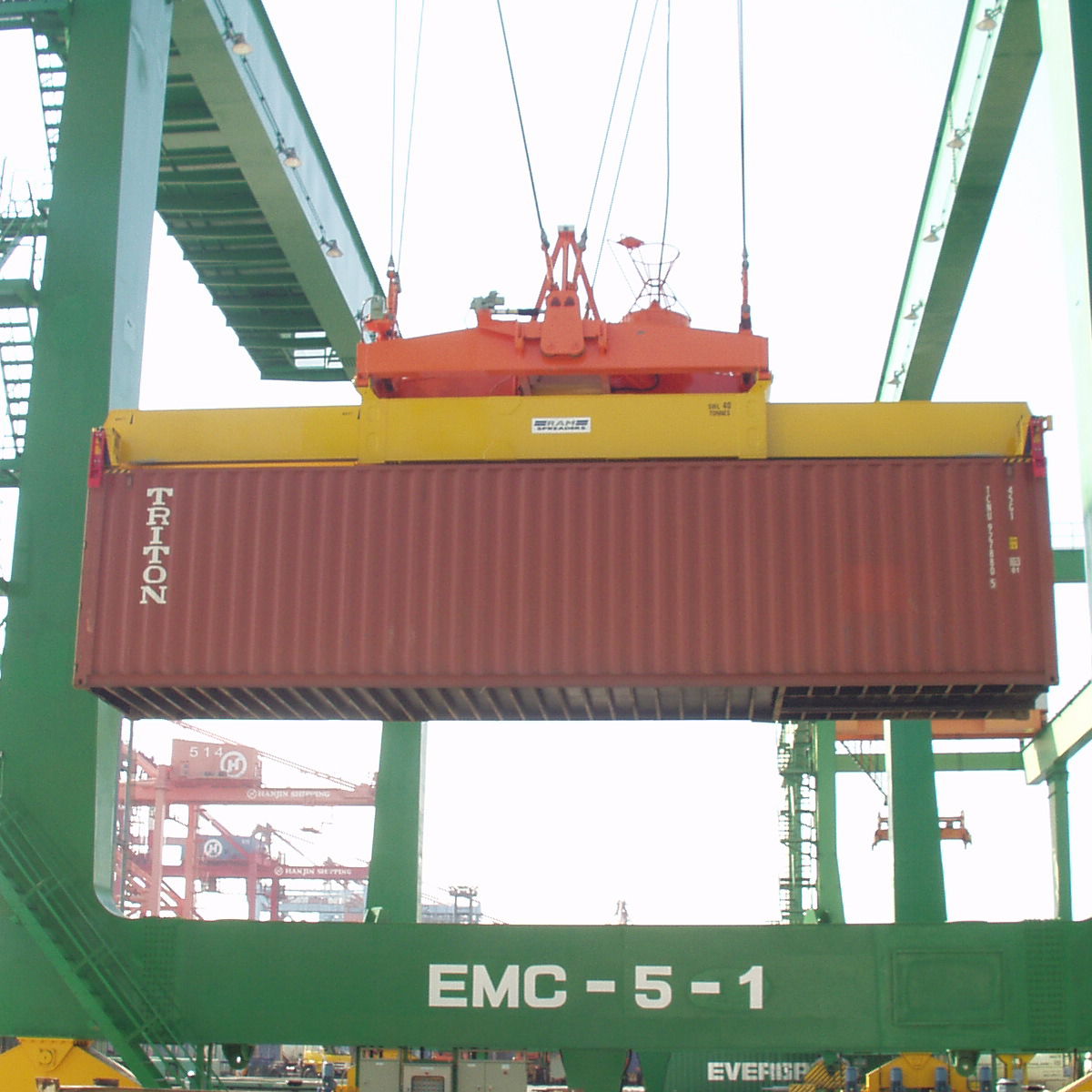 Spreader para pórtico de armazenagem - 3500 - RAM Spreaders - para ...