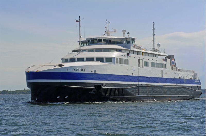 Ferry para transporte de veículos Ro-Pax - B612/1-4 - Remontowa