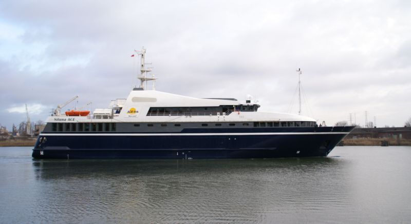 Ferry para transporte de veículos Ro-Pax - B264/1-2 - Remontowa