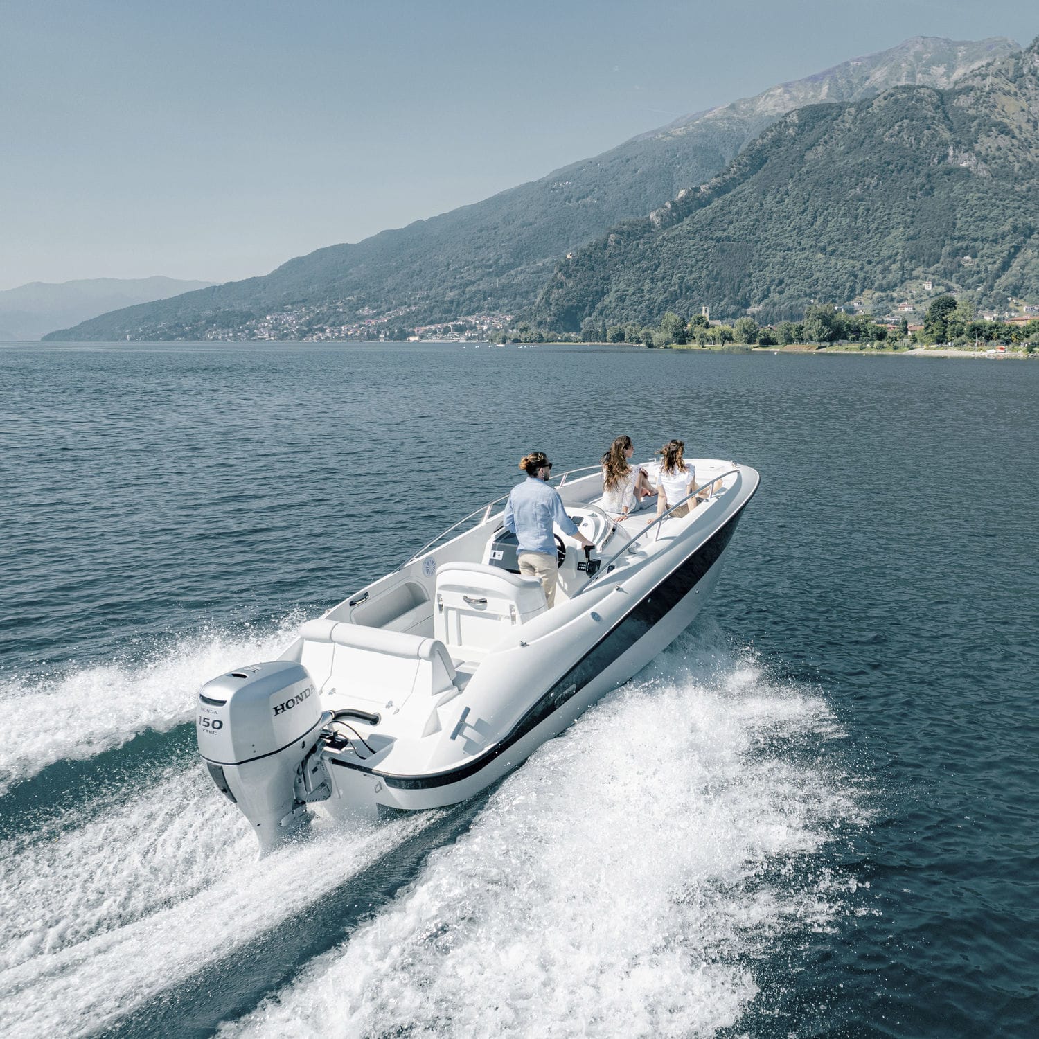 Lancha walkaround com motor de popa - Aquarius FB - CLEAR - com console ...