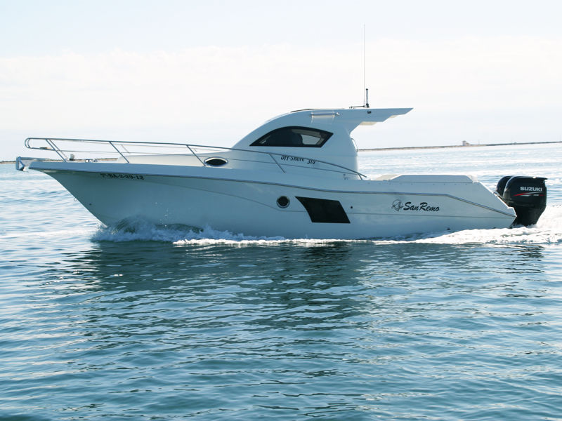 Lancha Cabin Cruiser com motor de popa - OffShore Pro - San Remo Boats ...