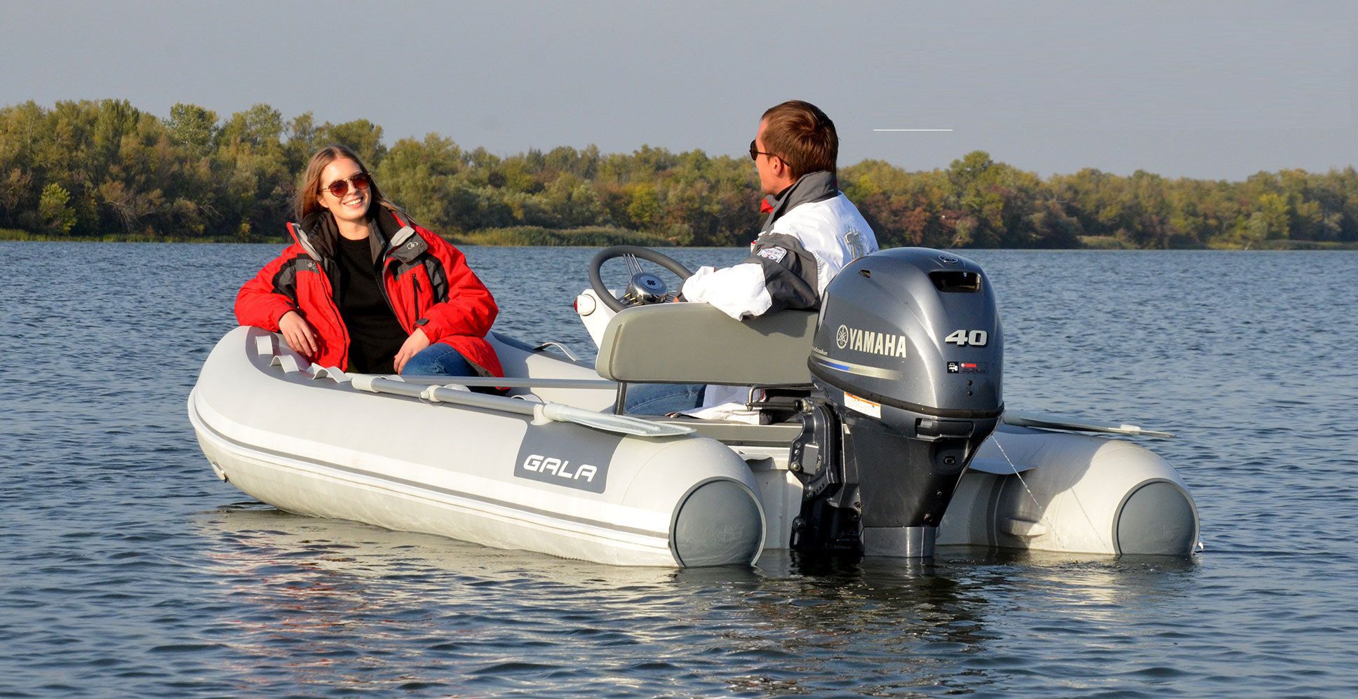Barco inflável com motor de popa - Atlantis AQUAHELM - GALA MARINE ...