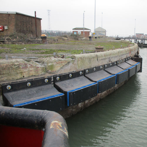 Defensa para porto - DGA - DockGuard Ltd - de píer / em arco